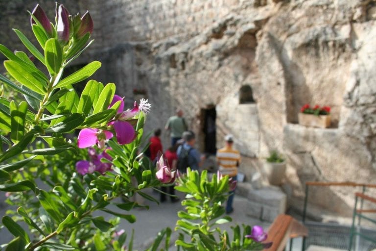 The Good in Good Friday: 17 Powerful Verses on the Resurrection Life of ...